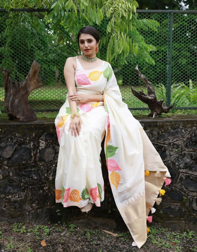Latest Off White Silk Saree With Printed & Weaving Border – Sareewave